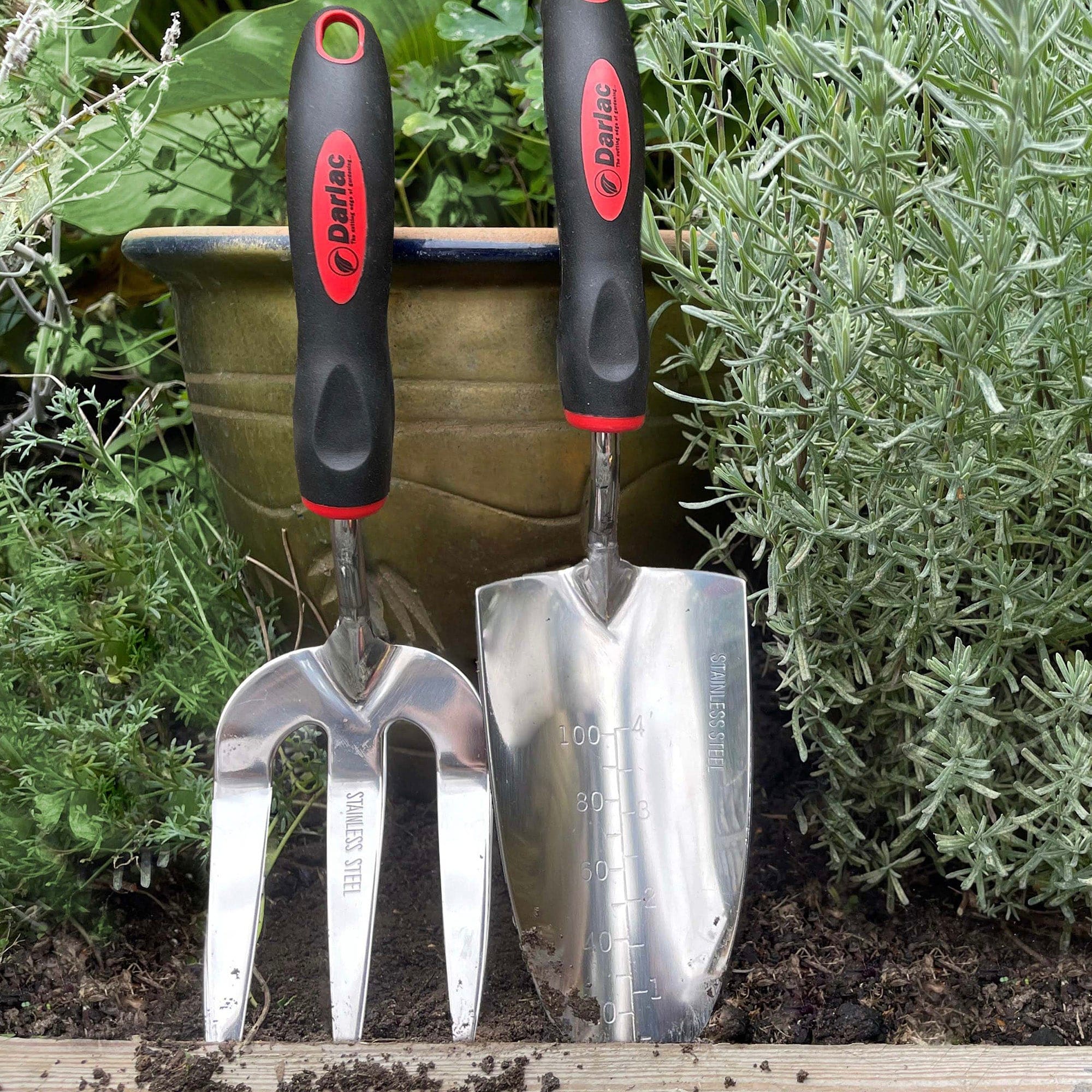 Darlac Hand Garden Trowel From Mr Fothergills Seeds and Plants